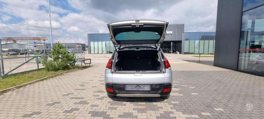 Grey Peugeot 3008 2015 in Siauliai, with an engine capacity of 1.60 L and mileage of 202 thousand km for 5300 €, photo 7 on AUTOMOTO.COM.LV