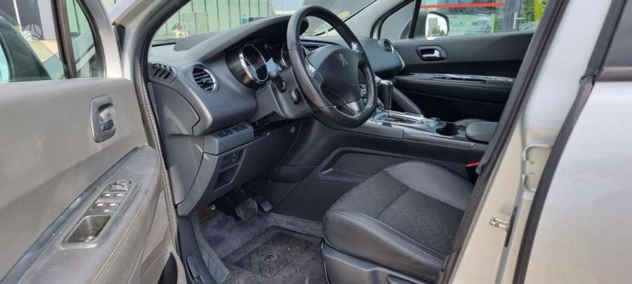 Grey Peugeot 3008 2015 in Siauliai, with an engine capacity of 1.60 L and mileage of 202 thousand km for 5300 €, photo 12 on AUTOMOTO.COM.LV