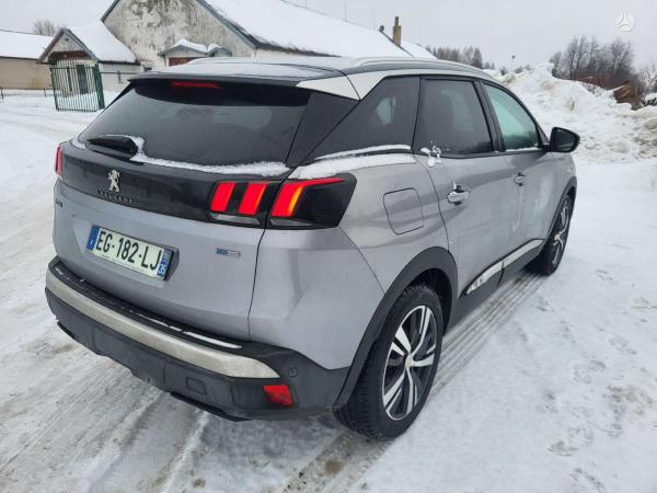 Grey Peugeot 3008 2016 in Taurage, with an engine capacity of 1.20 L and mileage of 135 thousand km for 8200 €, photo 5 on AUTOMOTO.COM.LV