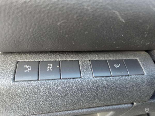Pelēks Peugeot 3008 2016 Viļņa, ar dzinēja tilpumu 1.56 L un nobraukumu 236 tūkst. km par 6000 €, foto 10 vietnē AUTOMOTO.COM.LV