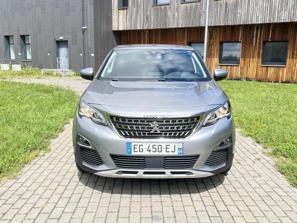 Grey Peugeot 3008 2016 in Taurage, with an engine capacity of 1.56 L and mileage of 269 thousand km for 9650 €, photo 2 on AUTOMOTO.COM.LV