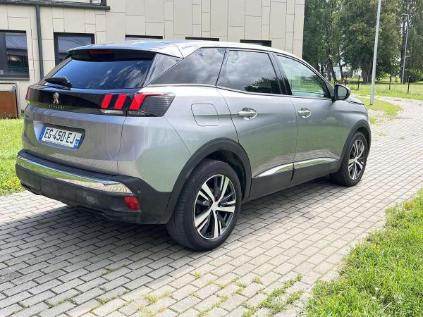 Grey Peugeot 3008 2016 in Taurage, with an engine capacity of 1.56 L and mileage of 269 thousand km for 9650 €, photo 5 on AUTOMOTO.COM.LV