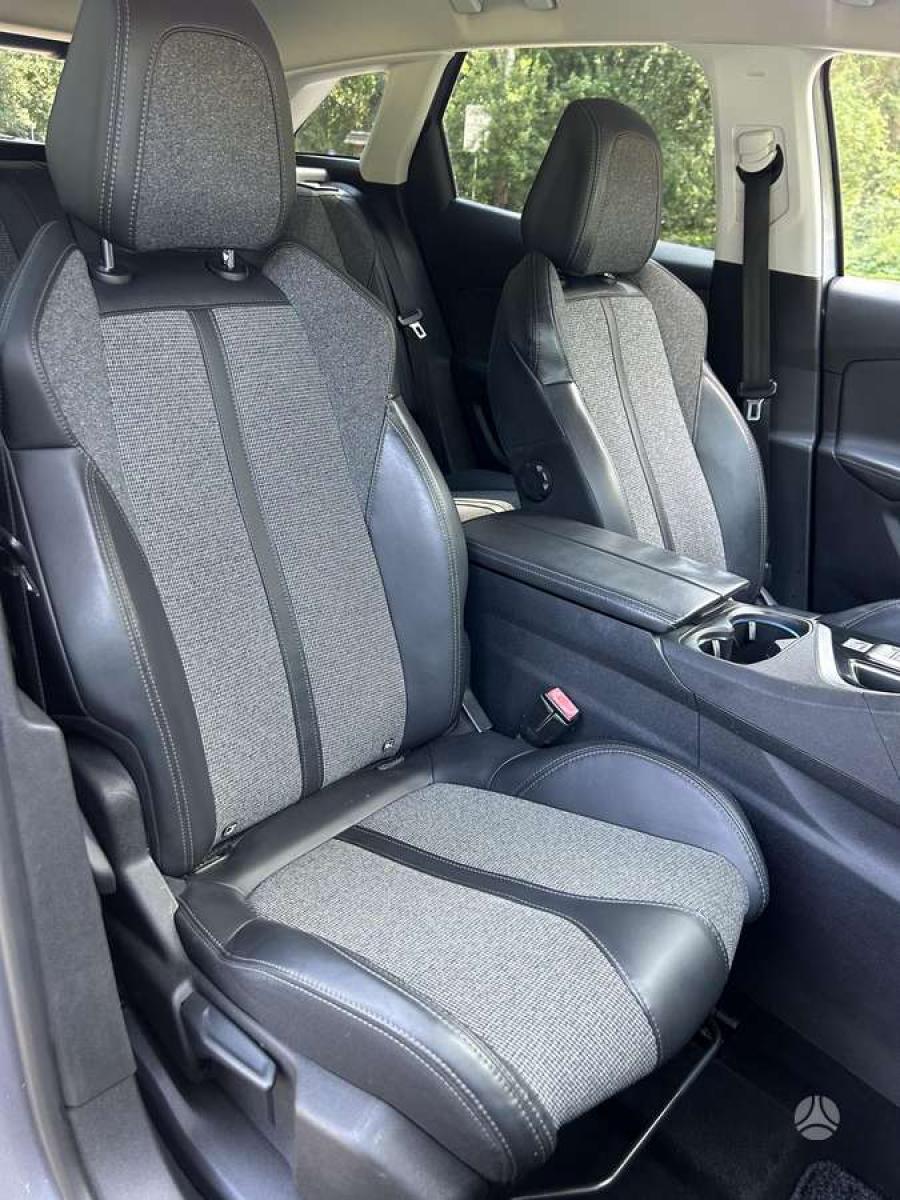 Pelēks Peugeot 3008 2016 Tauragė, ar dzinēja tilpumu 1.56 L un nobraukumu 260 tūkst. km par 9250 €, foto 18 vietnē AUTOMOTO.COM.LV