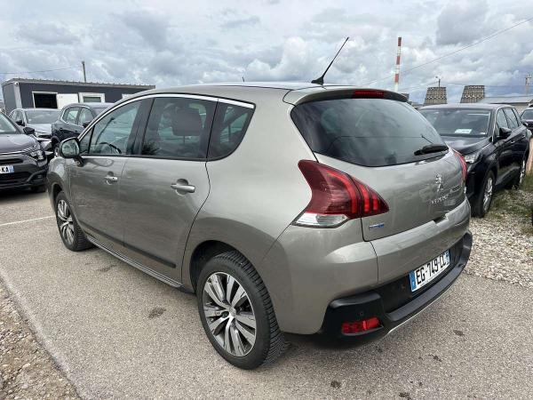 Pelēks Peugeot 3008 2016 Viļņa, ar dzinēja tilpumu 1.56 L un nobraukumu 175 tūkst. km par 5499 €, foto 4 vietnē AUTOMOTO.COM.LV