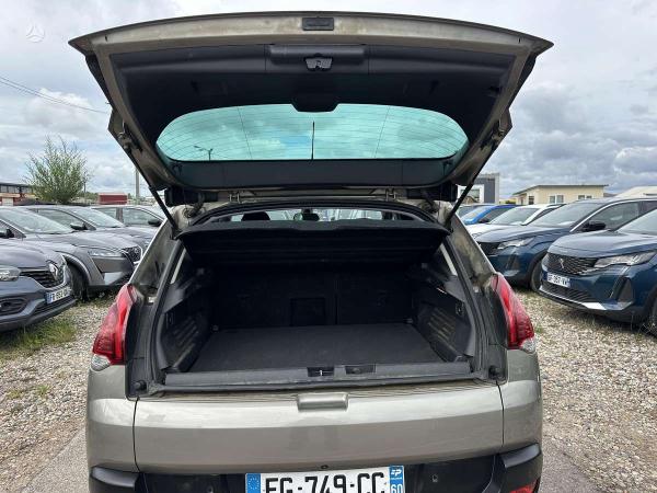 Pelēks Peugeot 3008 2016 Viļņa, ar dzinēja tilpumu 1.56 L un nobraukumu 175 tūkst. km par 5499 €, foto 7 vietnē AUTOMOTO.COM.LV
