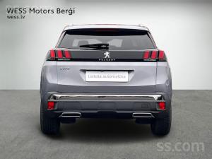 Grey Peugeot 3008 2016 in Riga, with an engine capacity of 1.60 L and mileage of 181 thousand km for 12990 €, photo 5 on AUTOMOTO.COM.LV