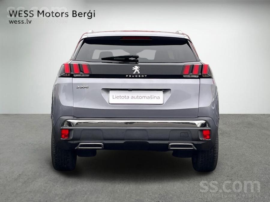 Grey Peugeot 3008 2016 in Riga, with an engine capacity of 1.60 L and mileage of 181 thousand km for 12990 €, photo 5 on AUTOMOTO.COM.LV