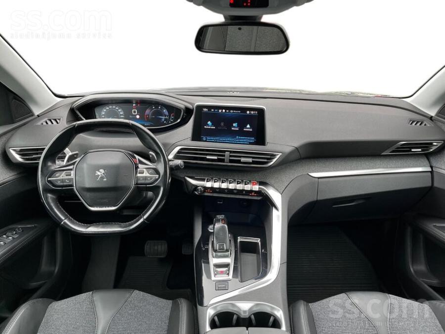 Grey Peugeot 3008 2016 in Riga, with an engine capacity of 1.60 L and mileage of 181 thousand km for 12990 €, photo 9 on AUTOMOTO.COM.LV