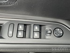 Grey Peugeot 3008 2016 in Riga, with an engine capacity of 1.60 L and mileage of 181 thousand km for 12990 €, photo 21 on AUTOMOTO.COM.LV