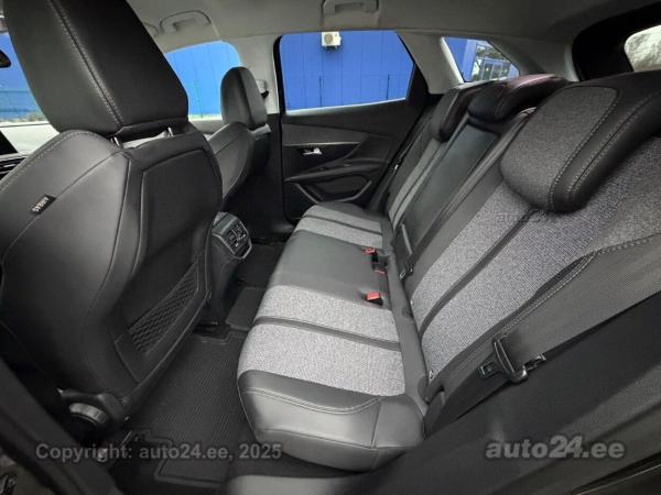 Pelēks Peugeot 3008 2017 Paide, ar dzinēja tilpumu 1.60 L un nobraukumu 86 tūkst. km par 16390 €, foto 11 vietnē AUTOMOTO.COM.LV