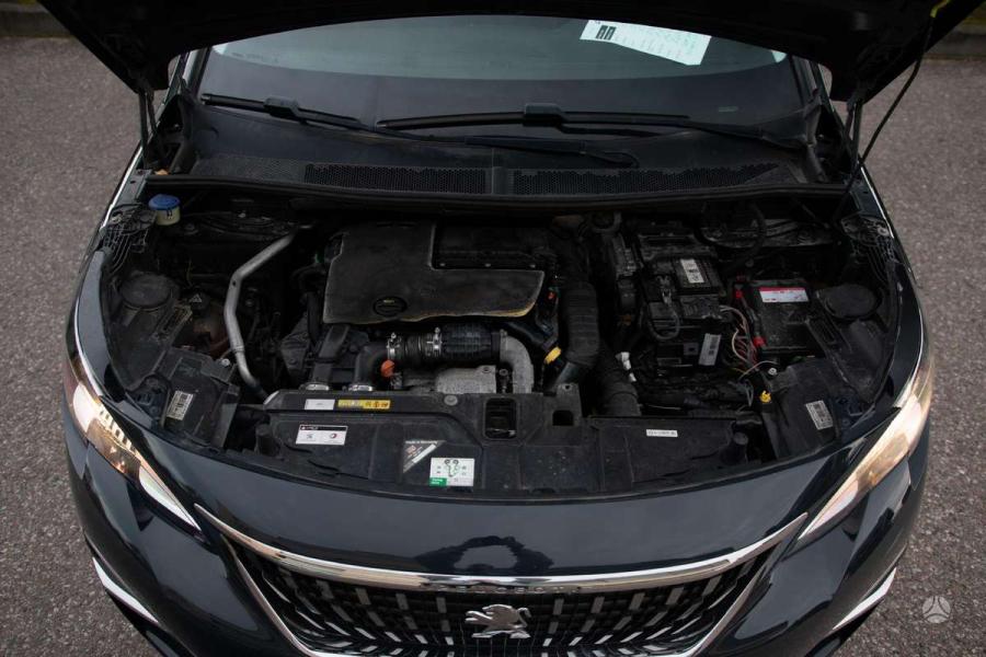 Grey Peugeot 3008 2017 in Kaunas, with an engine capacity of 1.56 L and mileage of 271 thousand km for 9750 €, photo 39 on AUTOMOTO.COM.LV