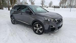 Grey Peugeot 3008 2017 in Taurage, with an engine capacity of 1.20 L and mileage of 120 thousand km for 9900 €, photo 4 on AUTOMOTO.COM.LV