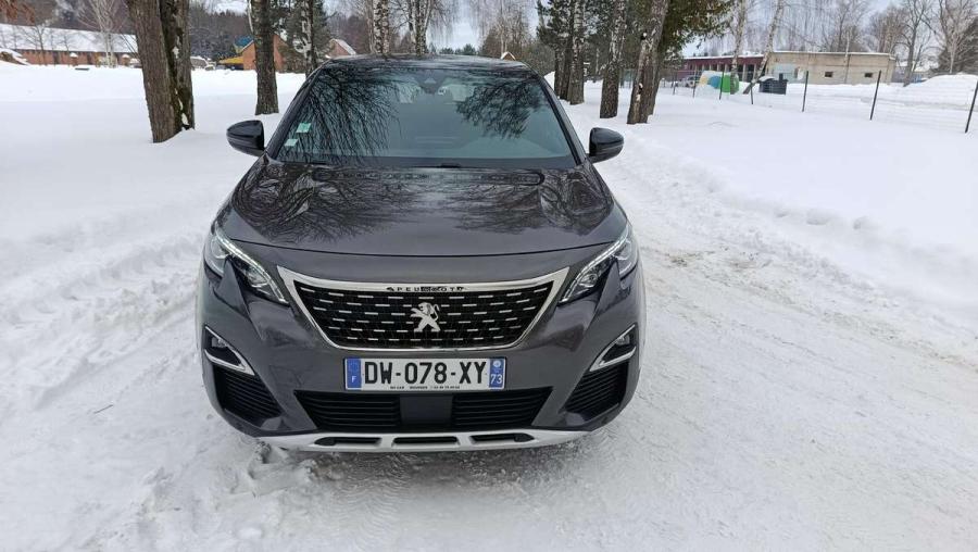 Grey Peugeot 3008 2017 in Taurage, with an engine capacity of 1.20 L and mileage of 120 thousand km for 9900 €, photo 5 on AUTOMOTO.COM.LV
