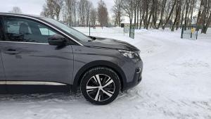Grey Peugeot 3008 2017 in Taurage, with an engine capacity of 1.20 L and mileage of 120 thousand km for 9900 €, photo 7 on AUTOMOTO.COM.LV