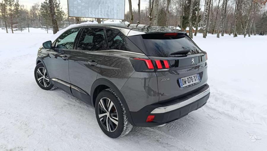 Grey Peugeot 3008 2017 in Taurage, with an engine capacity of 1.20 L and mileage of 120 thousand km for 9900 €, photo 10 on AUTOMOTO.COM.LV