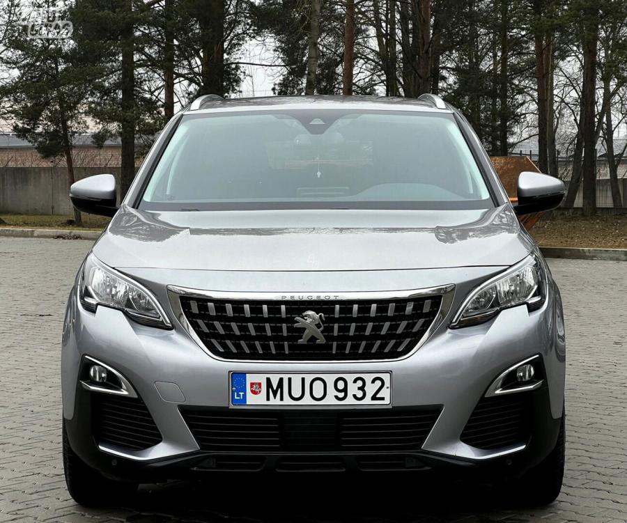 Grey Peugeot 3008 2017 in Siauliai, with an engine capacity of 1.60 L and mileage of 237 thousand km for 10700 €, photo 6 on AUTOMOTO.COM.LV