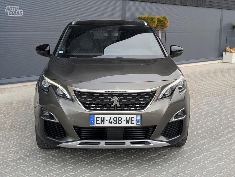Grey Peugeot 3008 2017 in Siauliai, with an engine capacity of 1.20 L and mileage of 153 thousand km for 12990 €, photo 3 on AUTOMOTO.COM.LV