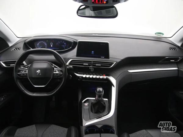 Pelēks Peugeot 3008 2017 Viļņa, ar dzinēja tilpumu 1.20 L un nobraukumu 158 tūkst. km par 11199 €, foto 2 vietnē AUTOMOTO.COM.LV