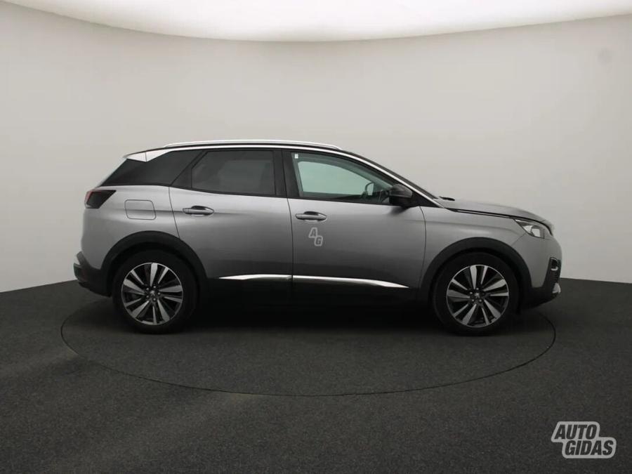 Grey Peugeot 3008 2017 in Vilnius, with an engine capacity of 1.20 L and mileage of 158 thousand km for 11199 €, photo 10 on AUTOMOTO.COM.LV