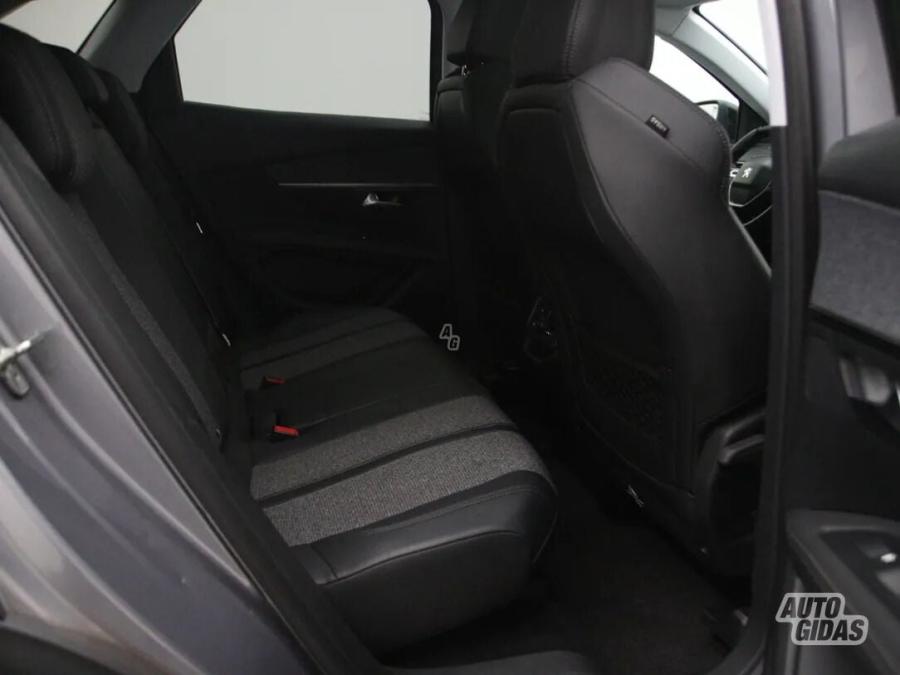 Grey Peugeot 3008 2017 in Vilnius, with an engine capacity of 1.20 L and mileage of 158 thousand km for 11199 €, photo 16 on AUTOMOTO.COM.LV