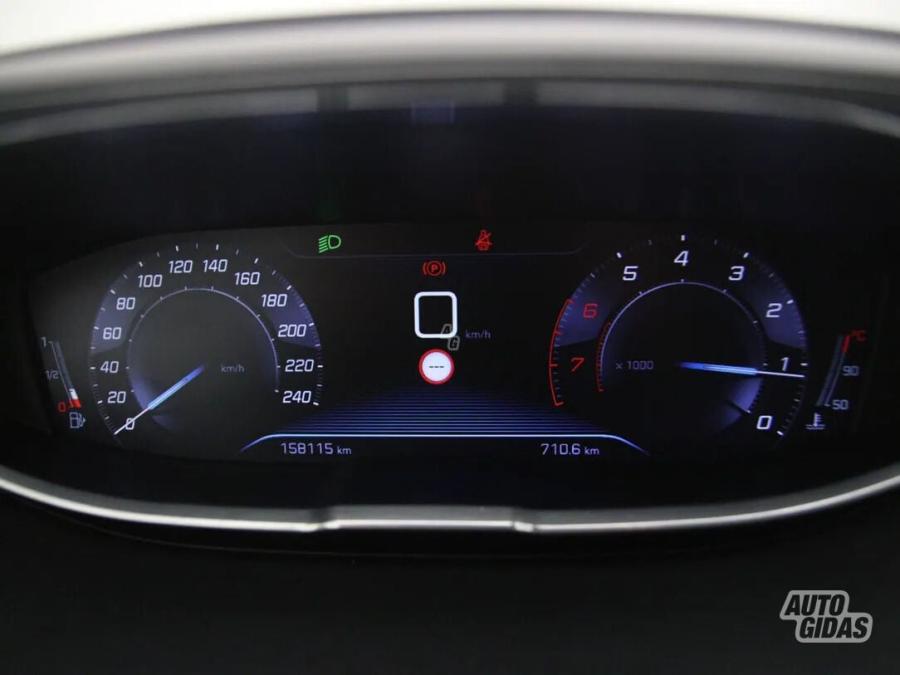 Grey Peugeot 3008 2017 in Vilnius, with an engine capacity of 1.20 L and mileage of 158 thousand km for 11199 €, photo 20 on AUTOMOTO.COM.LV