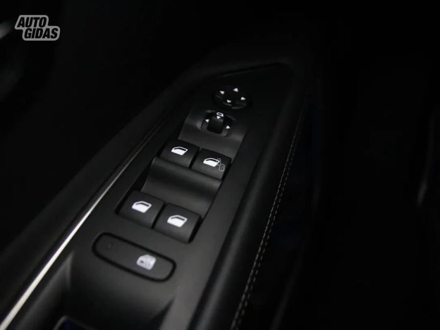 Grey Peugeot 3008 2017 in Vilnius, with an engine capacity of 1.20 L and mileage of 158 thousand km for 11199 €, photo 26 on AUTOMOTO.COM.LV
