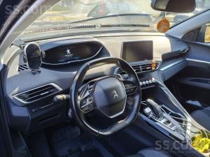 Grey Peugeot 3008 2017 in Riga, with an engine capacity of 1.60 L and mileage of 244 thousand km for 10300 €, photo 10 on AUTOMOTO.COM.LV