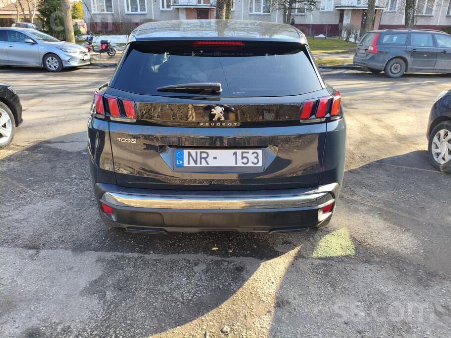 Grey Peugeot 3008 2017 in Riga, with an engine capacity of 1.60 L and mileage of 244 thousand km for 10300 €, photo 11 on AUTOMOTO.COM.LV