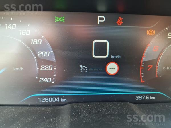 Pelēks Peugeot 3008 2017 Jelgava, ar dzinēja tilpumu 1.60 L un nobraukumu 0 tūkst. km par 14750 €, foto 2 vietnē AUTOMOTO.COM.LV