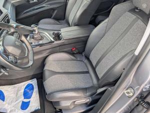 Grey Peugeot 3008 2017 in Taurage, with an engine capacity of 1.20 L and mileage of 114 thousand km for 8900 €, photo 15 on AUTOMOTO.COM.LV