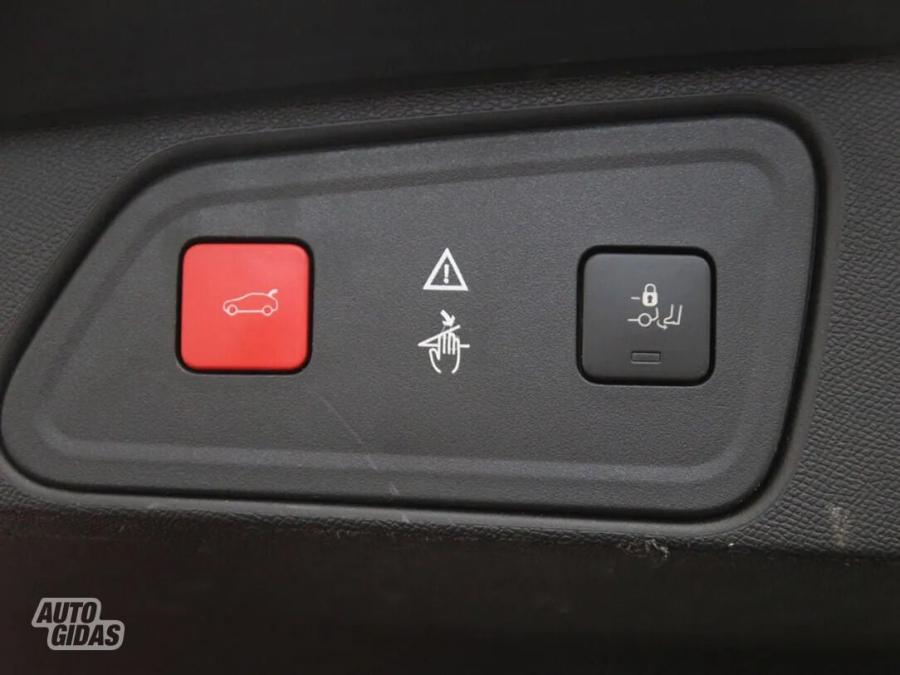 Grey Peugeot 3008 2017 in Vilnius, with an engine capacity of 1.60 L and mileage of 246 thousand km for 11599 €, photo 32 on AUTOMOTO.COM.LV