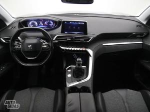 Grey Peugeot 3008 2017 in Vilnius, with an engine capacity of 1.20 L and mileage of 130 thousand km for 11299 €, photo 3 on AUTOMOTO.COM.LV