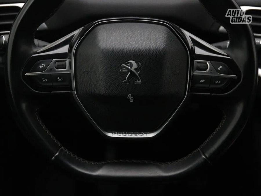Grey Peugeot 3008 2017 in Vilnius, with an engine capacity of 1.20 L and mileage of 130 thousand km for 11299 €, photo 19 on AUTOMOTO.COM.LV
