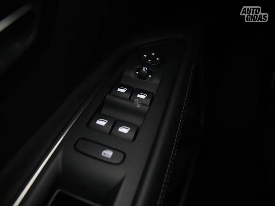 Grey Peugeot 3008 2017 in Vilnius, with an engine capacity of 1.20 L and mileage of 130 thousand km for 11299 €, photo 27 on AUTOMOTO.COM.LV