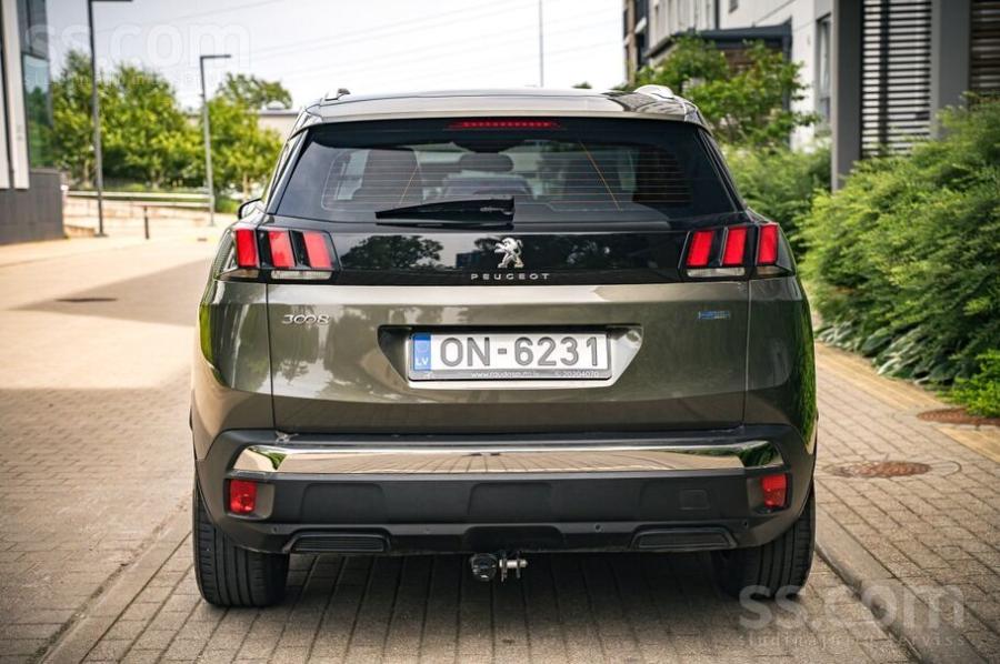 Pelēks Peugeot 3008 2017 Rīga, ar dzinēja tilpumu 1.20 L un nobraukumu 100 tūkst. km par 11990 €, foto 6 vietnē AUTOMOTO.COM.LV