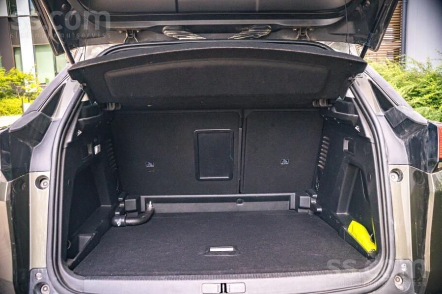 Pelēks Peugeot 3008 2017 Rīga, ar dzinēja tilpumu 1.20 L un nobraukumu 100 tūkst. km par 11990 €, foto 14 vietnē AUTOMOTO.COM.LV