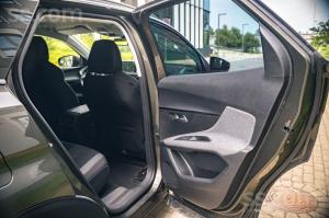 Pelēks Peugeot 3008 2017 Rīga, ar dzinēja tilpumu 1.20 L un nobraukumu 100 tūkst. km par 11990 €, foto 16 vietnē AUTOMOTO.COM.LV