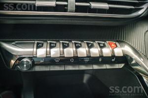 Pelēks Peugeot 3008 2017 Rīga, ar dzinēja tilpumu 1.20 L un nobraukumu 100 tūkst. km par 11990 €, foto 21 vietnē AUTOMOTO.COM.LV