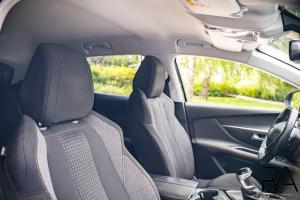 Grey Peugeot 3008 2017 in Riga, with an engine capacity of 1.20 L and mileage of 100 thousand km for 11990 €, photo 10 on AUTOMOTO.COM.LV