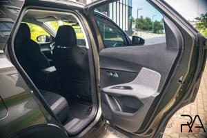 Grey Peugeot 3008 2017 in Riga, with an engine capacity of 1.20 L and mileage of 100 thousand km for 11990 €, photo 11 on AUTOMOTO.COM.LV