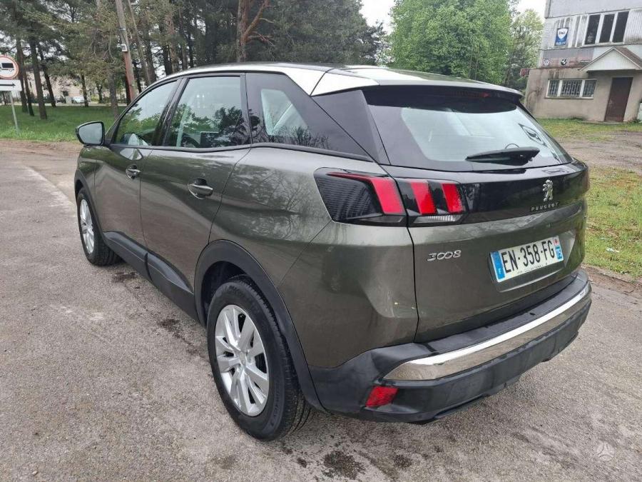 Pelēks Peugeot 3008 2017 Tauragė, ar dzinēja tilpumu 1.20 L un nobraukumu 100 tūkst. km par 7700 €, foto 3 vietnē AUTOMOTO.COM.LV
