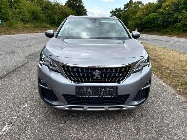 Peugeot 3008 2017 in Kaunas on AUTOMOTO.COM.LV Grey Peugeot 3008 2017 in Kaunas, with an engine capacity of 1.56 L and mileage of 247 thousand km for 9100 €, photo 1 on AUTOMOTO.COM.LV
