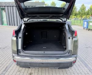 Pelēks Peugeot 3008 2017 Rīga, ar dzinēja tilpumu 1.20 L un nobraukumu 76 tūkst. km par 11950 €, foto 17 vietnē AUTOMOTO.COM.LV