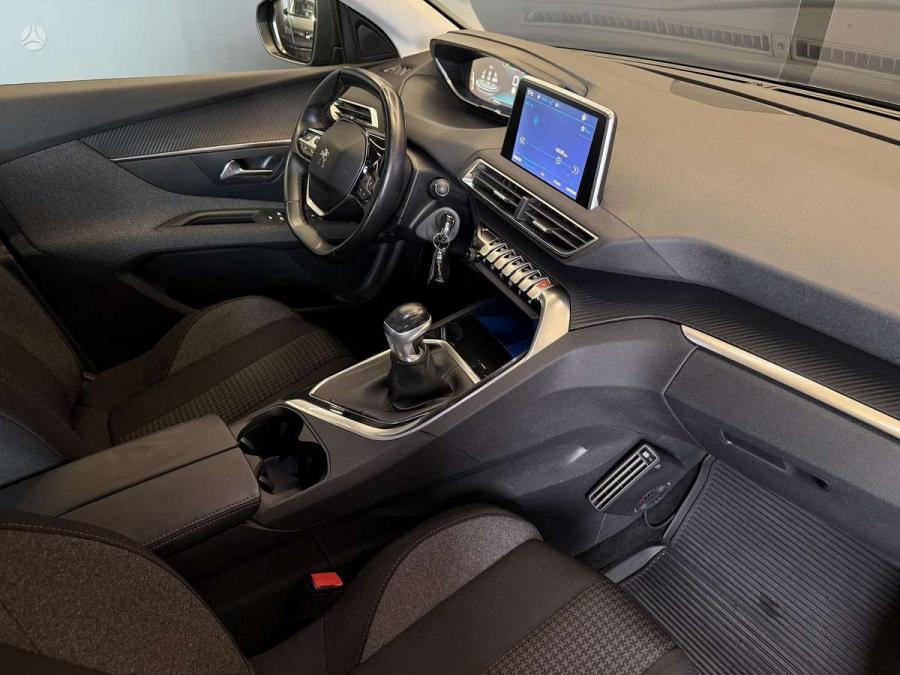 Pelēks Peugeot 3008 2017 Kauņa, ar dzinēja tilpumu 1.20 L un nobraukumu 152 tūkst. km par 11490 €, foto 18 vietnē AUTOMOTO.COM.LV