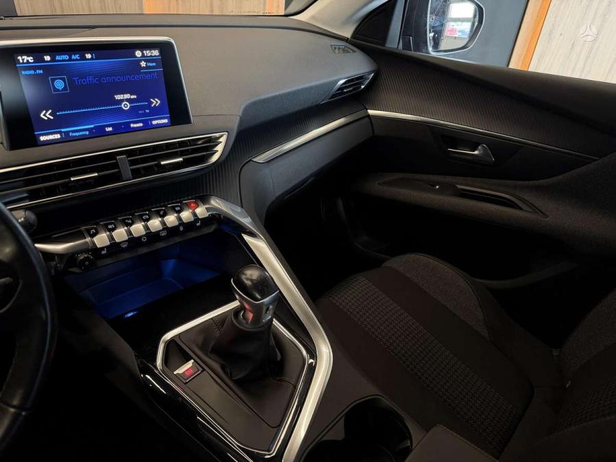 Pelēks Peugeot 3008 2017 Kauņa, ar dzinēja tilpumu 1.20 L un nobraukumu 152 tūkst. km par 11490 €, foto 20 vietnē AUTOMOTO.COM.LV