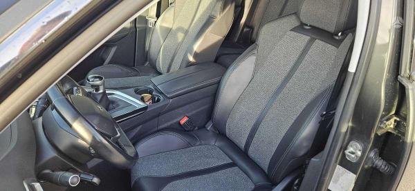 Pelēks Peugeot 3008 2017 Rokiškis, ar dzinēja tilpumu 2.00 L un nobraukumu 180 tūkst. km par 12500 €, foto 11 vietnē AUTOMOTO.COM.LV