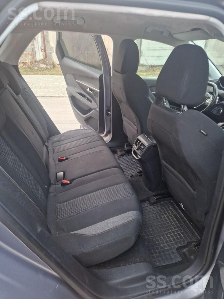 Pelēks Peugeot 3008 2017 Jelgava, ar dzinēja tilpumu 1.60 L un nobraukumu 286 tūkst. km par 9000 €, foto 14 vietnē AUTOMOTO.COM.LV
