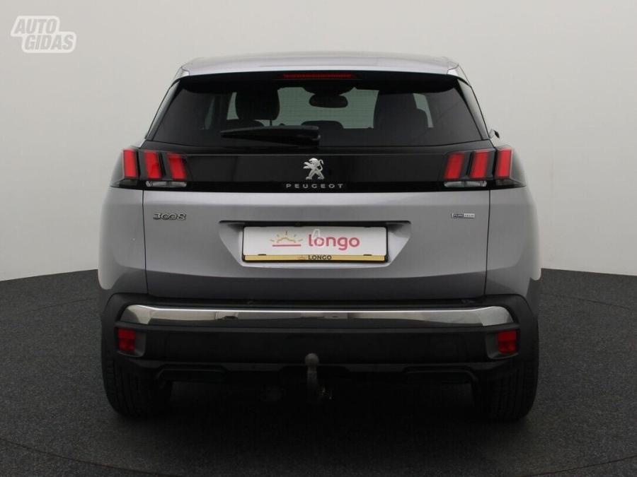 Grey Peugeot 3008 2018 in Vilnius, with an engine capacity of 1.20 L and mileage of 156 thousand km for 11299 €, photo 5 on AUTOMOTO.COM.LV