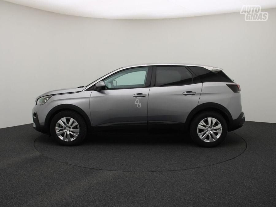 Grey Peugeot 3008 2018 in Vilnius, with an engine capacity of 1.20 L and mileage of 156 thousand km for 11299 €, photo 6 on AUTOMOTO.COM.LV