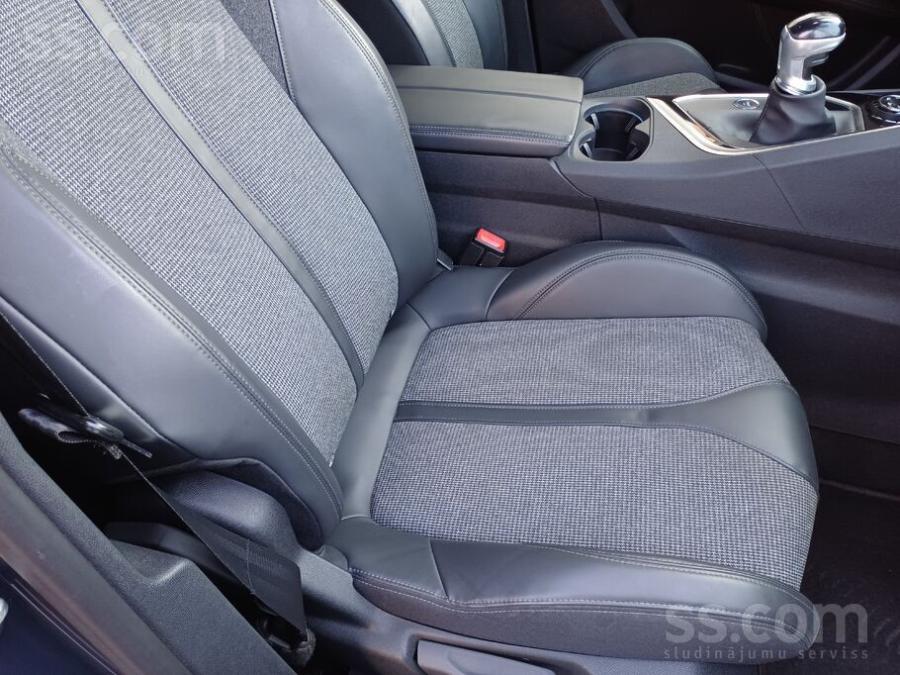 Pelēks Peugeot 3008 2018 Valmiera, ar dzinēja tilpumu 1.20 L un nobraukumu 141 tūkst. km par 12500 €, foto 13 vietnē AUTOMOTO.COM.LV